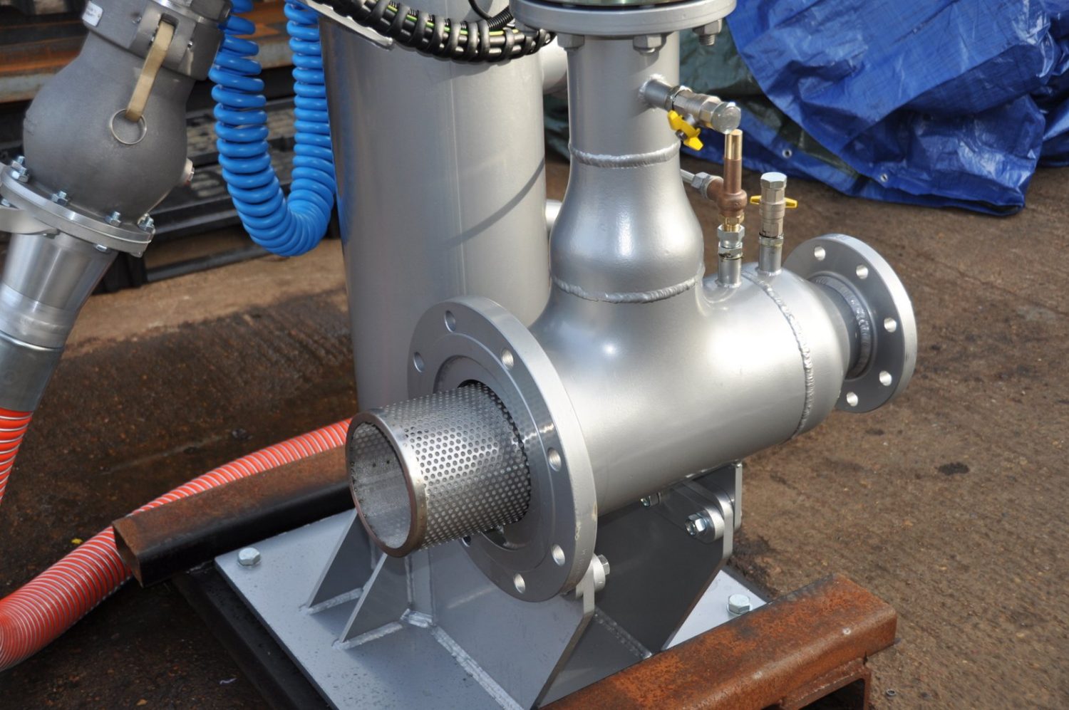 Strainers - In Control Projects